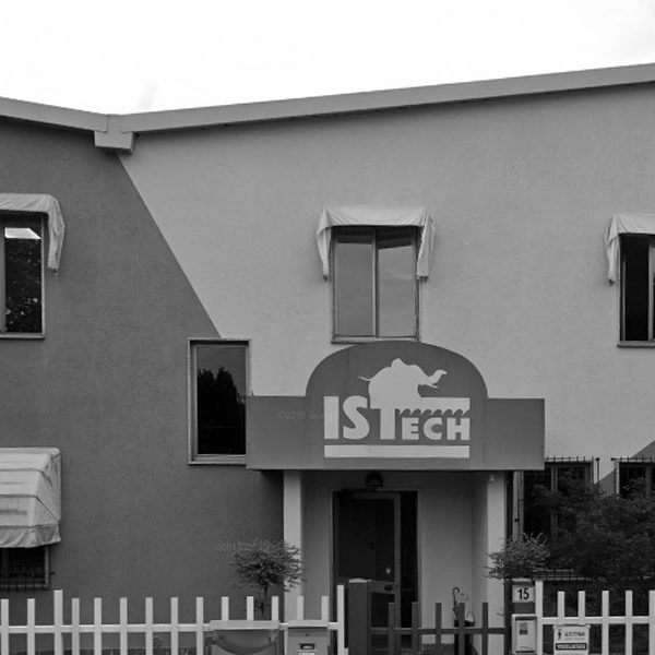 Il personale ISTech è a disposizione al telefono o via mail